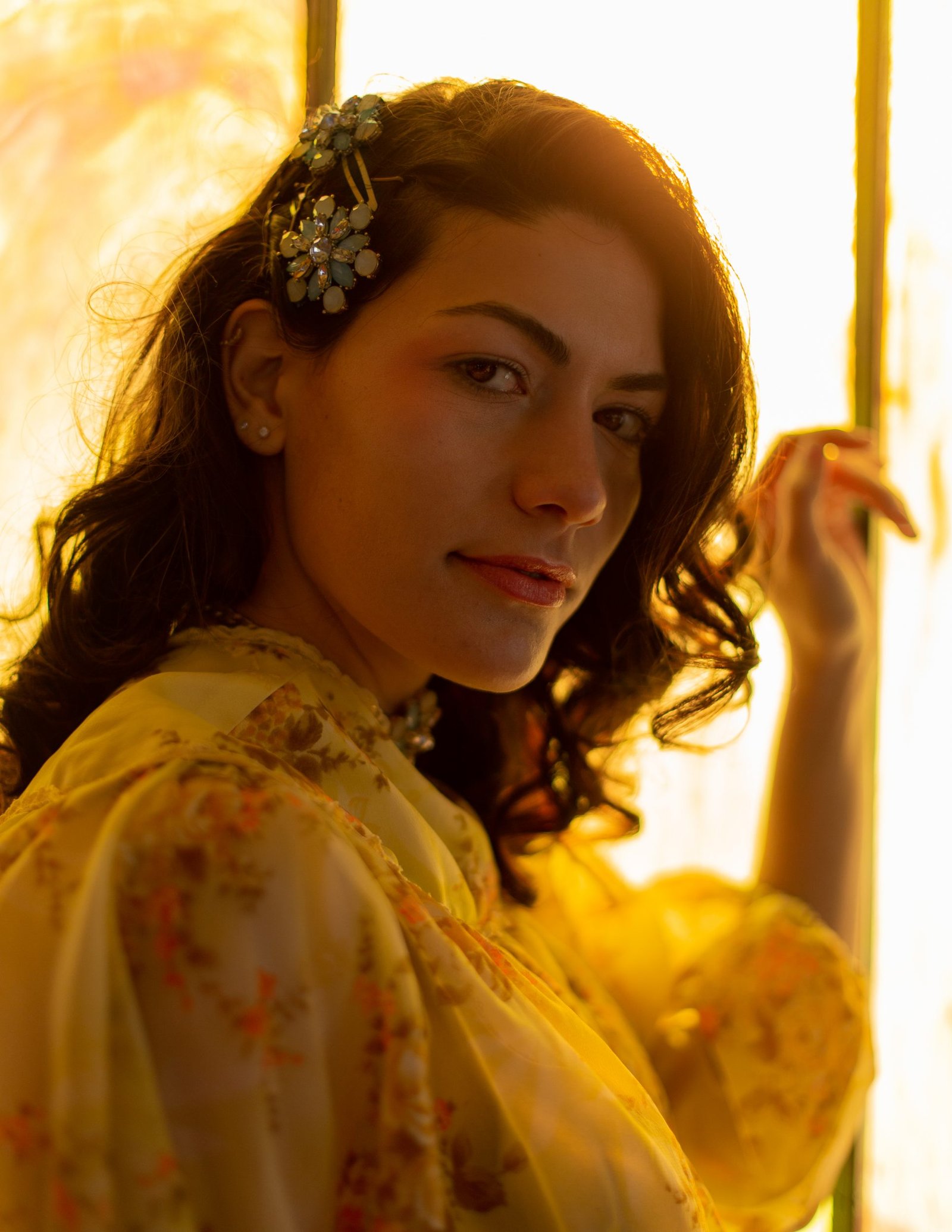 Jacqueline At The Columbia River Gorge | The Fox Magazine