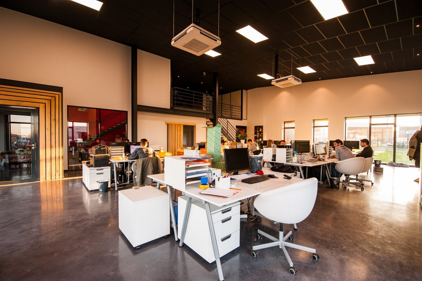 6 Factors To Consider To Determine The Perfect Office Building | The ...