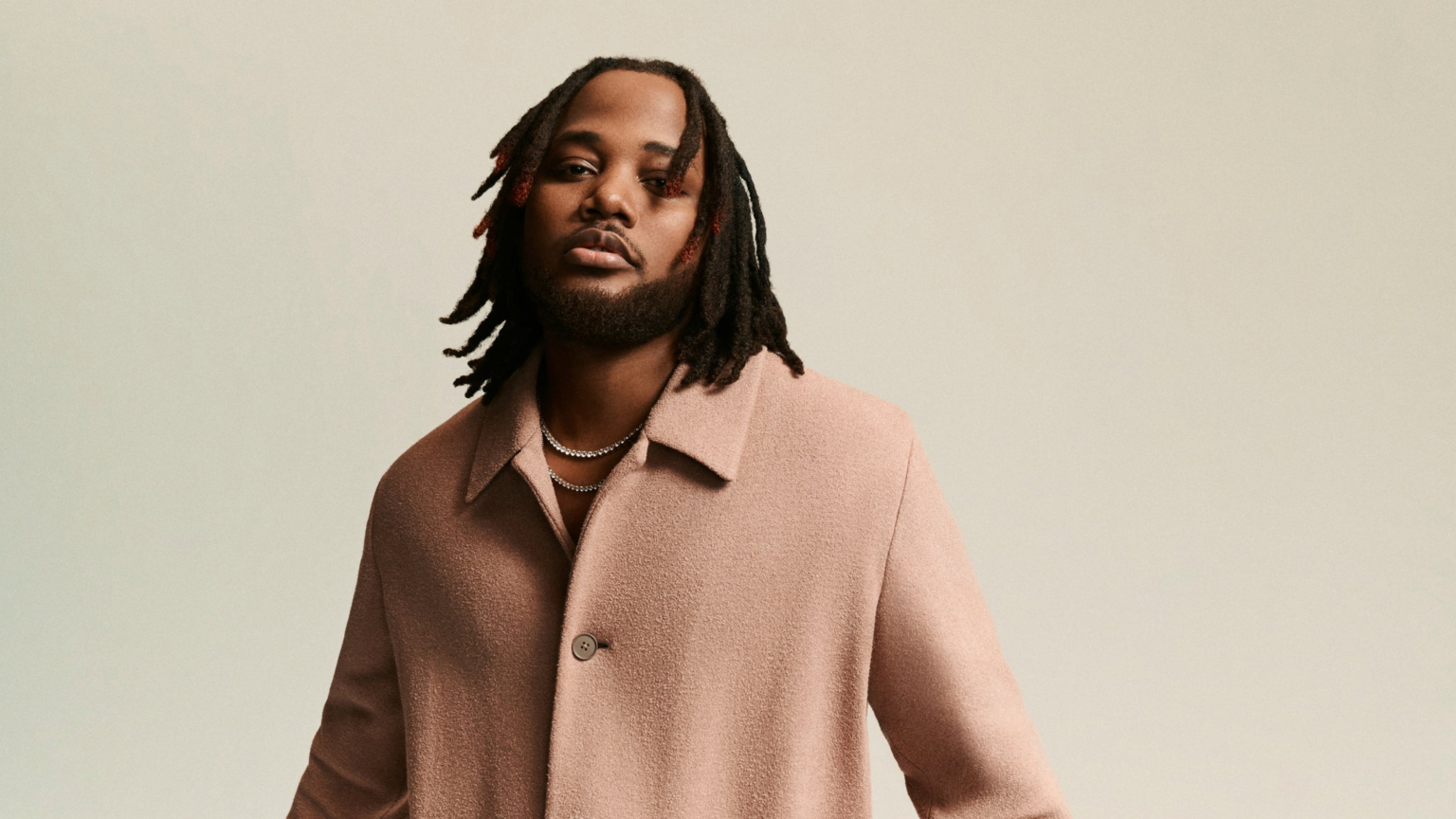 Leon Thomas & Halle Release: Rather Be Alone | The Fox Magazine